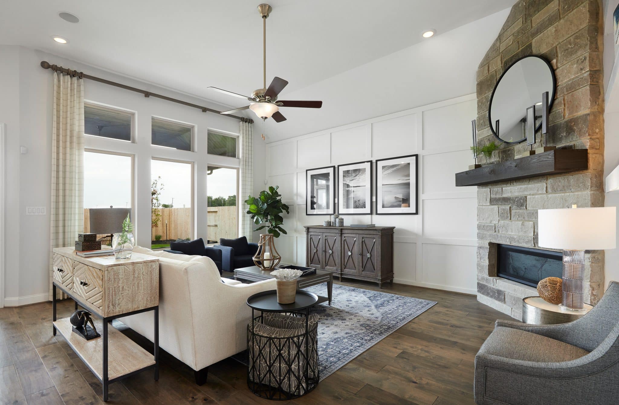 40+ Beautiful Sunken Living Rooms Ideas to Elevate Your Home Design ...